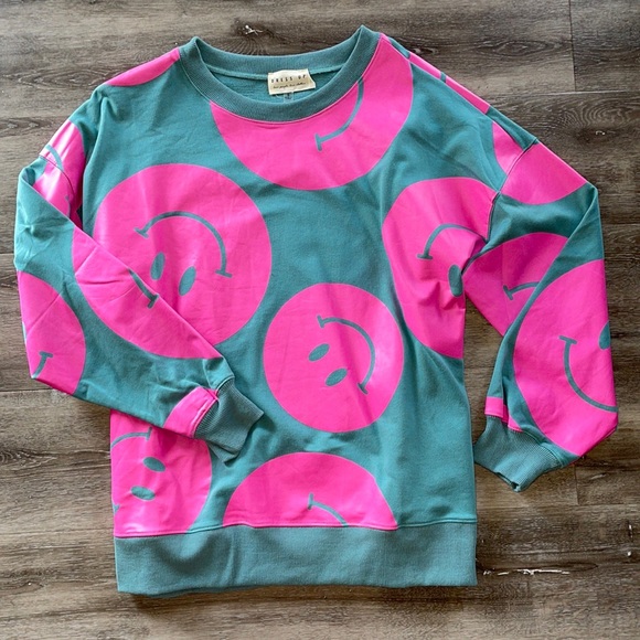 dress up | Sweaters | Pink And Blue Smiley Face Oversized Pullover ...